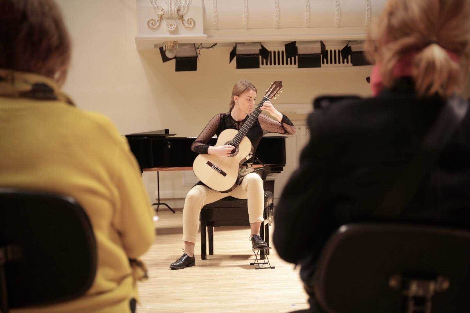 SELGUSID TELEKONKURSI “KLASSIKATÄHED” VIIENDA HOOAJA OSALISED ...