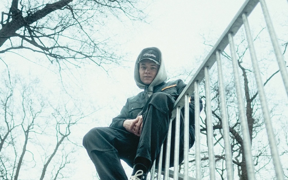 SÄM AVALDAS UUE SINGLI “KESET KEVADET” – 🎶 MuusikaPlaneet