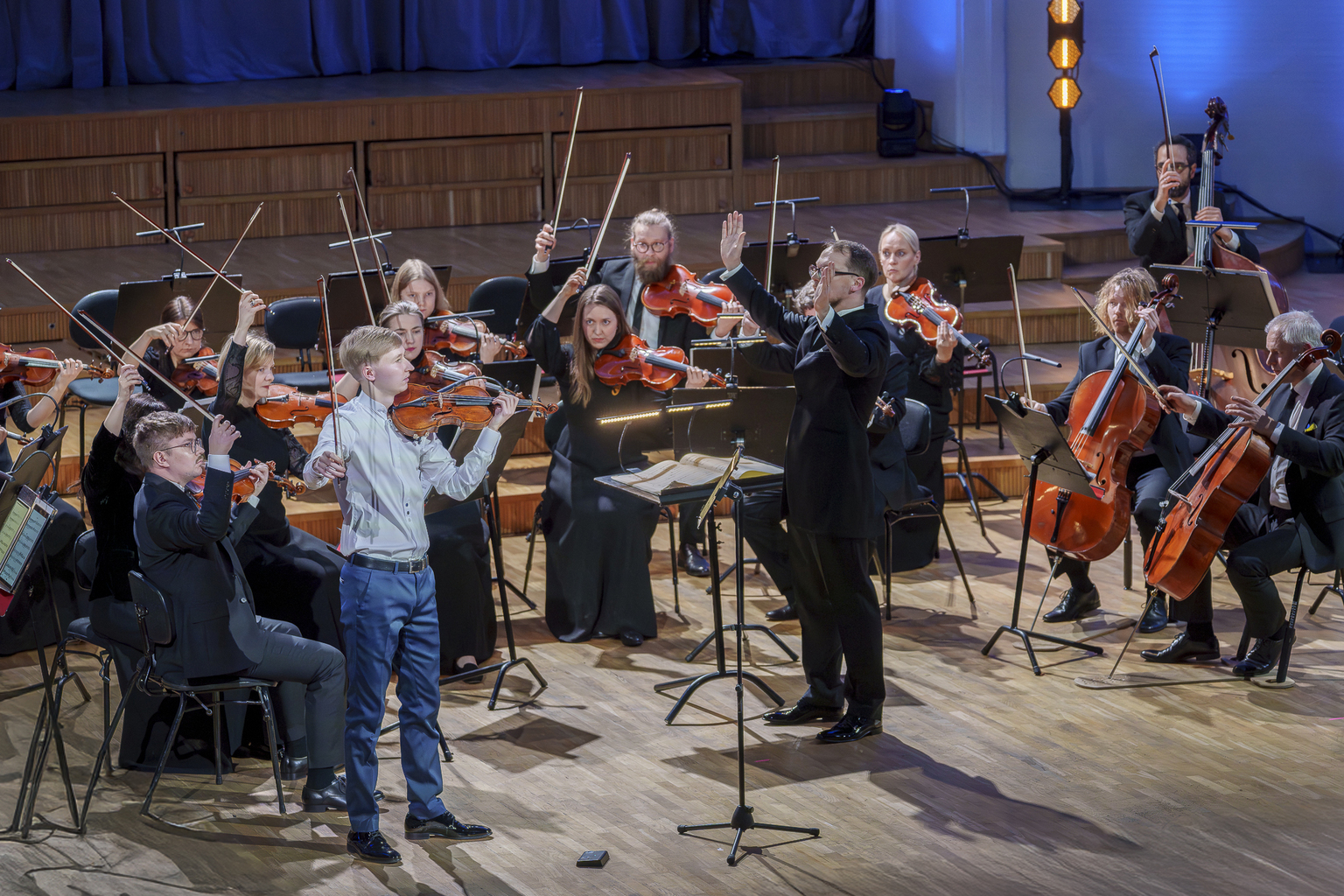 ESIMESE HCA ARTISTI ARENDUSFONDI STIPENDIUMI PÄLVIS KLAVERIÕPILANE ...